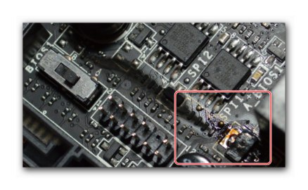 USB port základní desky nefunguje